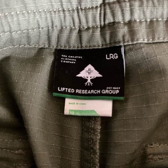 Lrg | Shorts | Giraffe Detailed Shorts | Poshmark